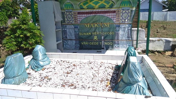 Daftar Makam yang Wajib Dikunjungi Saat Berziarah ke Makam Syaikhona Kholil Bangkalan | Lokasi ...